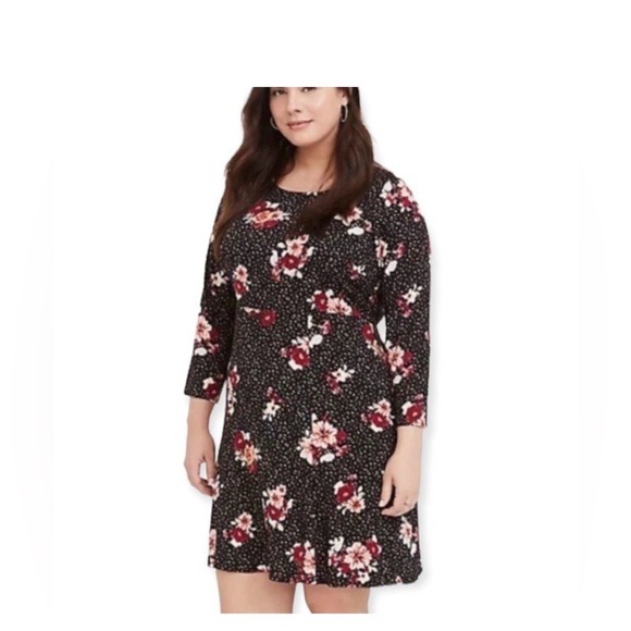 torrid | Dresses | Euc Torrid Dress Black Goth Floral Mini Plus Size ...